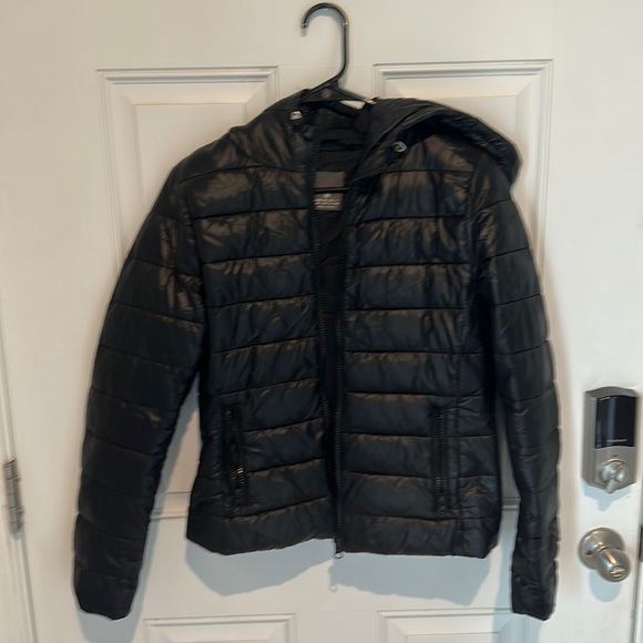 Jackets & Coats | Black Hooded Bubble Jacket Cute Fit | Poshmark